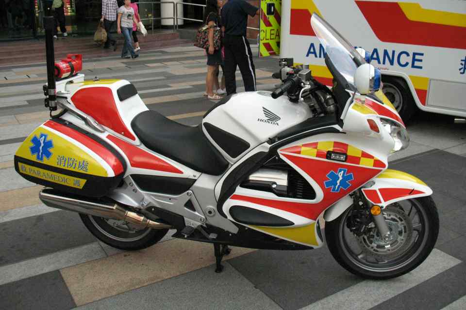 Proposed law to require all hospitals have motorcycle paramedic units ...