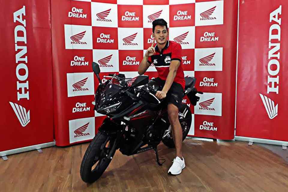 Honda rewards 2018 PBA MVP with CBR150R - Motorcycle News