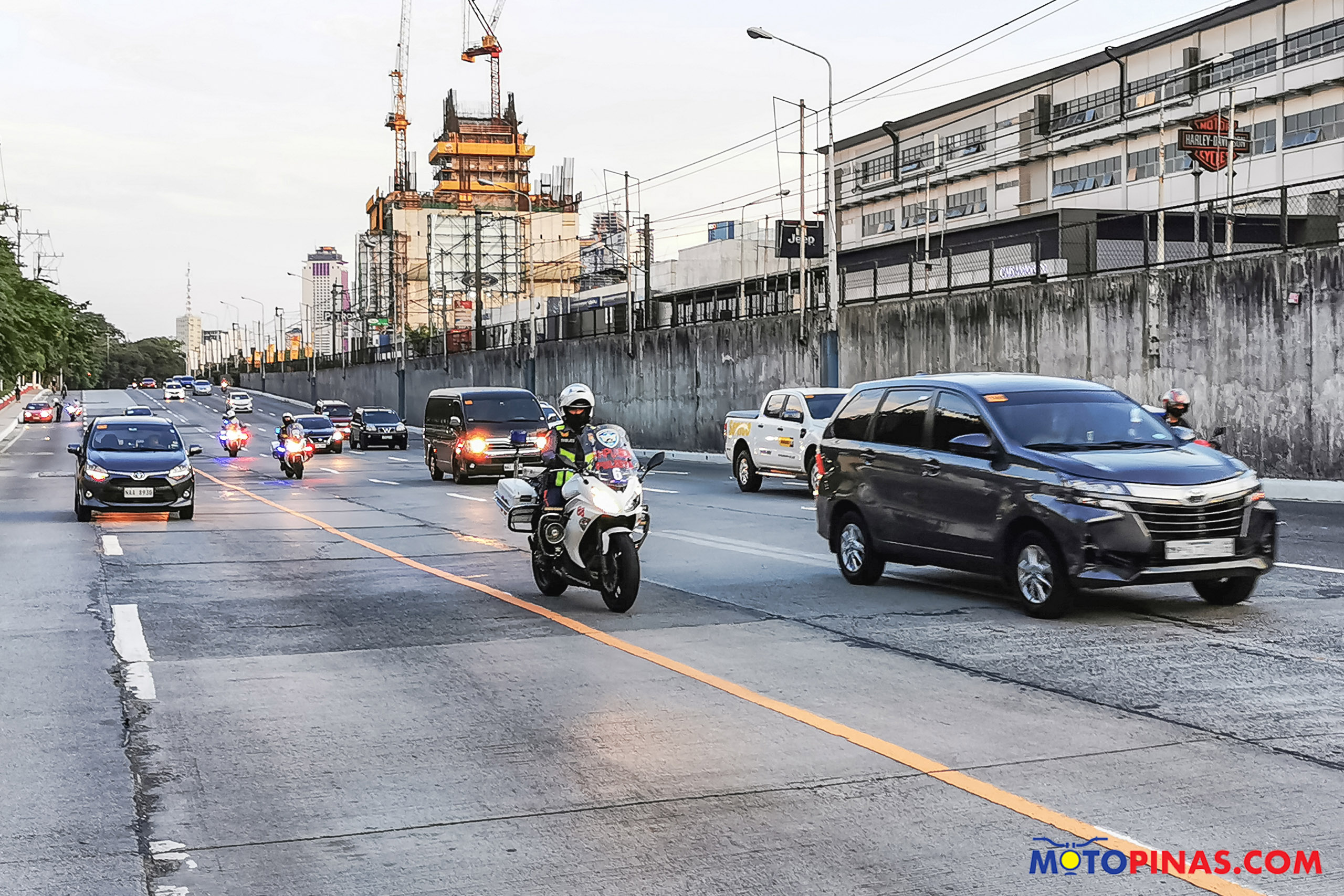 MMDA: New EDSA Motorcycle Lane to move to the right - Motorcycle News