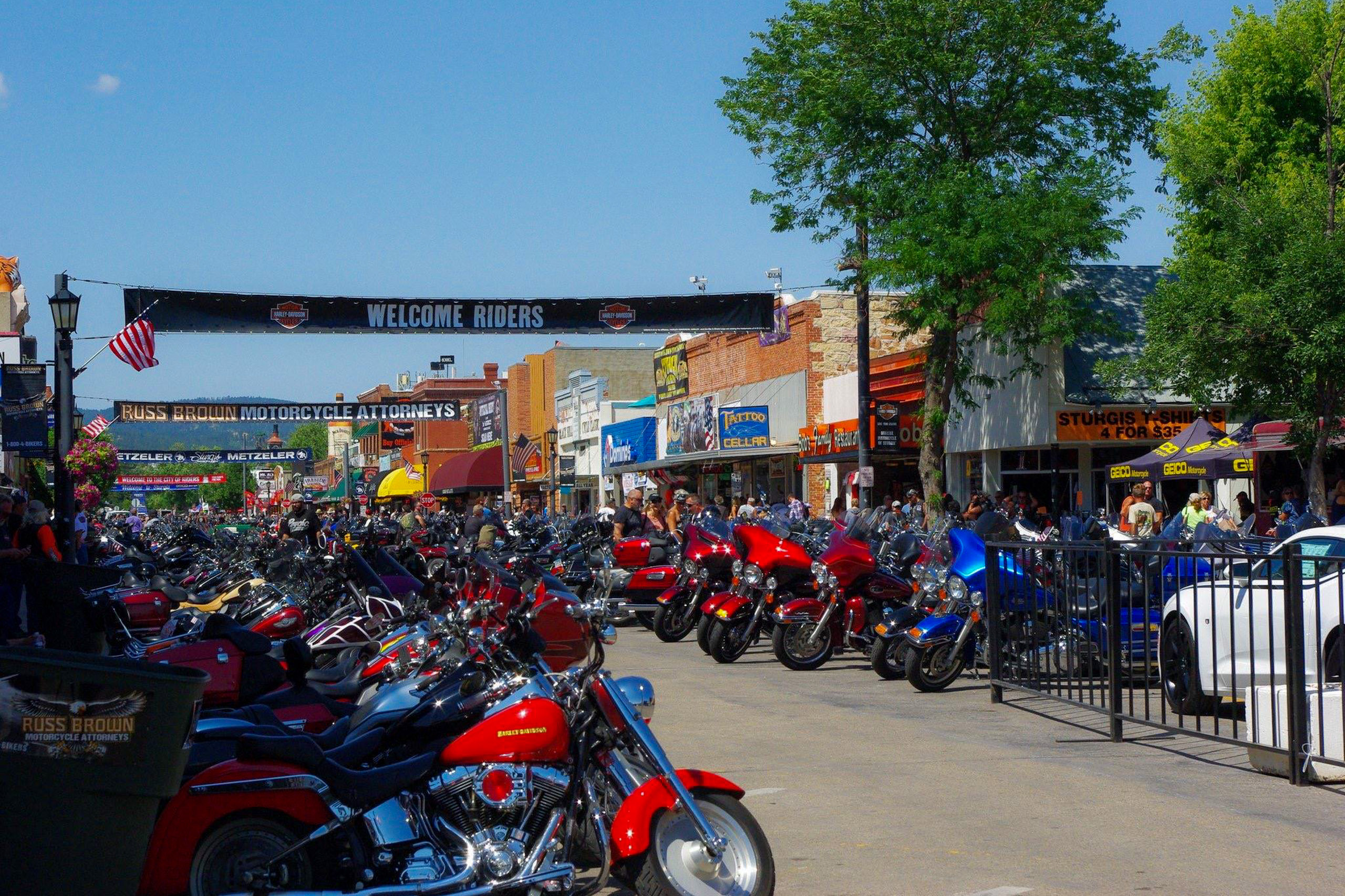 Sturgis Rally 2020 pushes through, up to 250K attending - Motorcycle News
