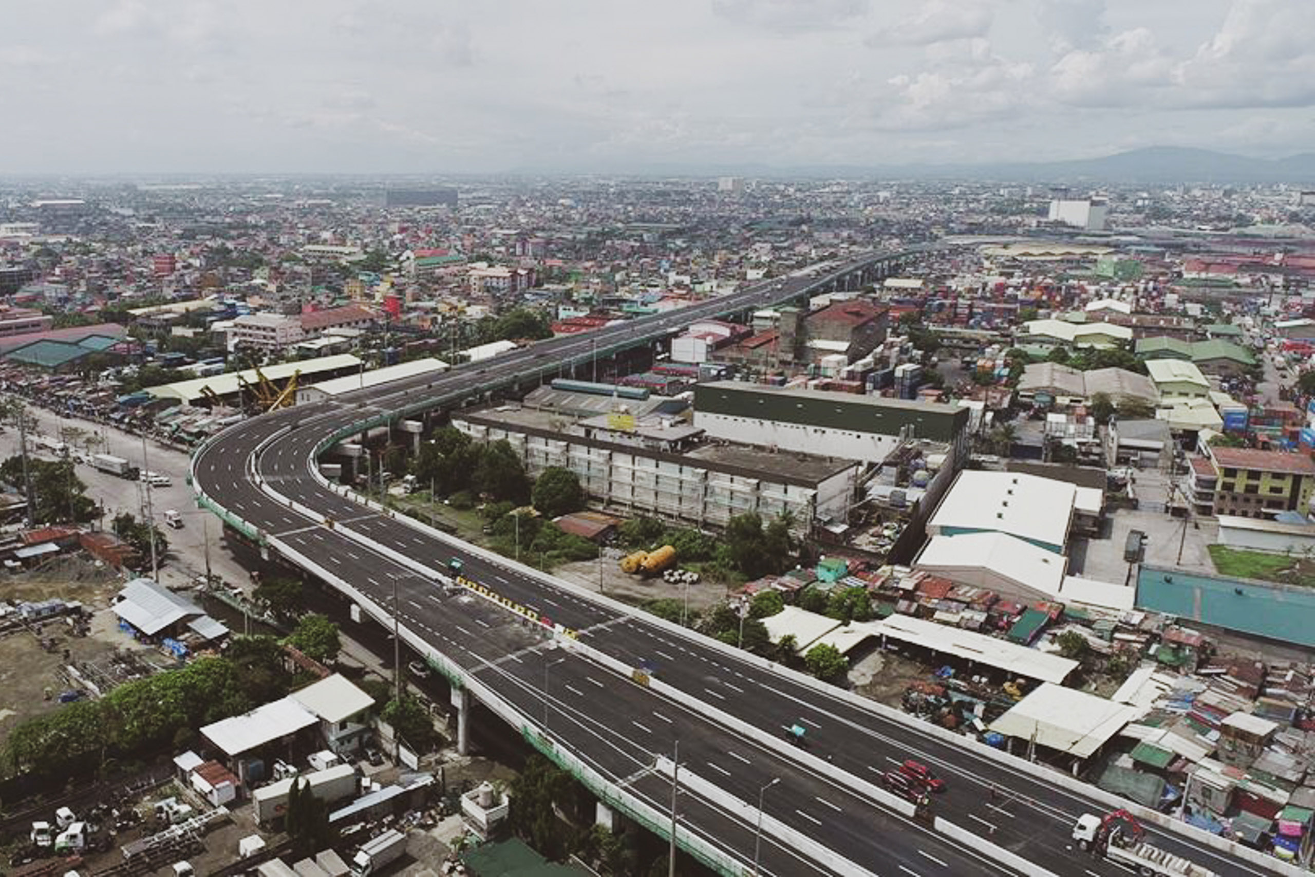 Additional 1,500 workers needed by NLEX for Connector road - Motorcycle ...