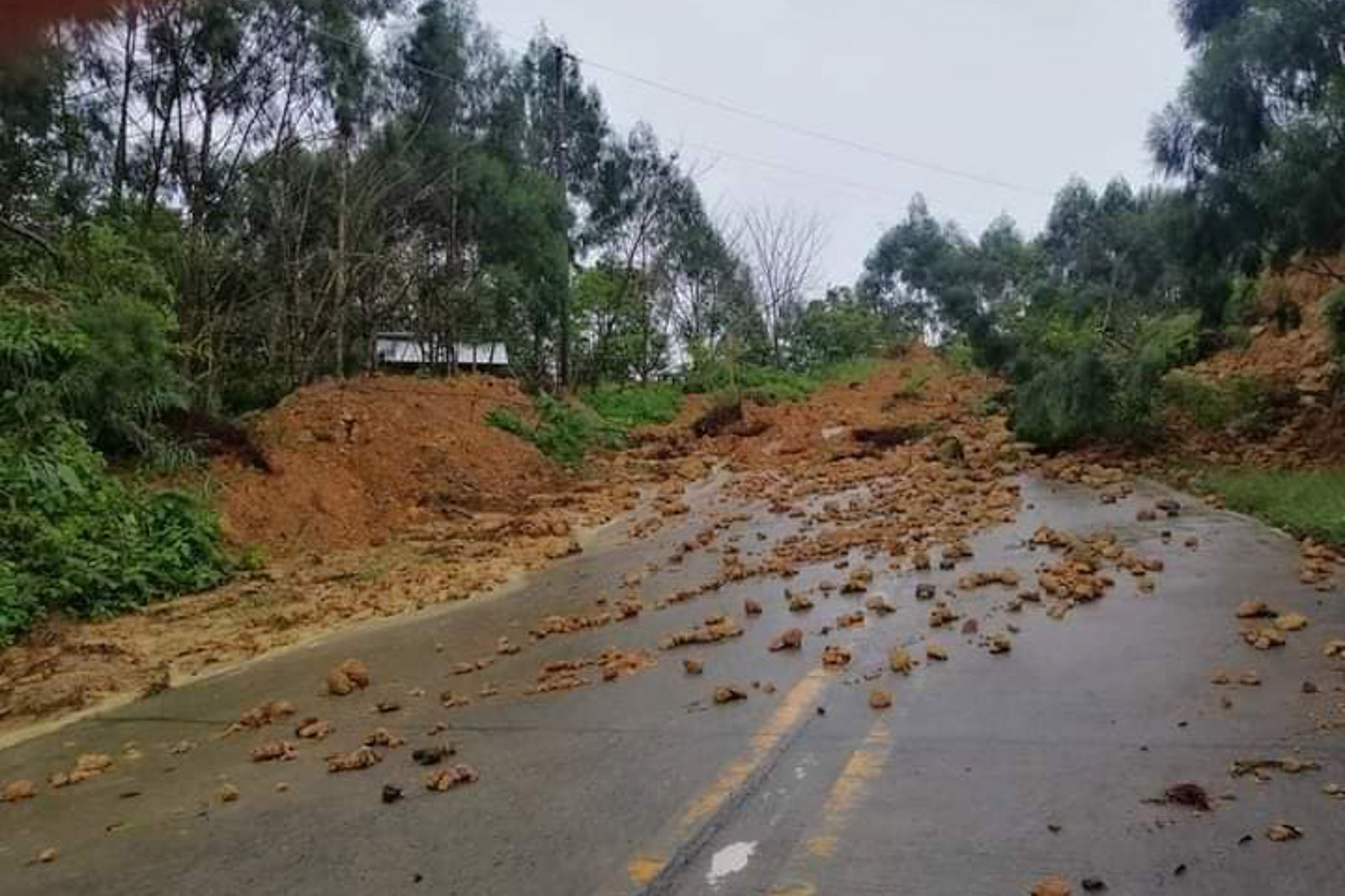 Landslides reported along Marilaque on January 2021 - Motorcycle News