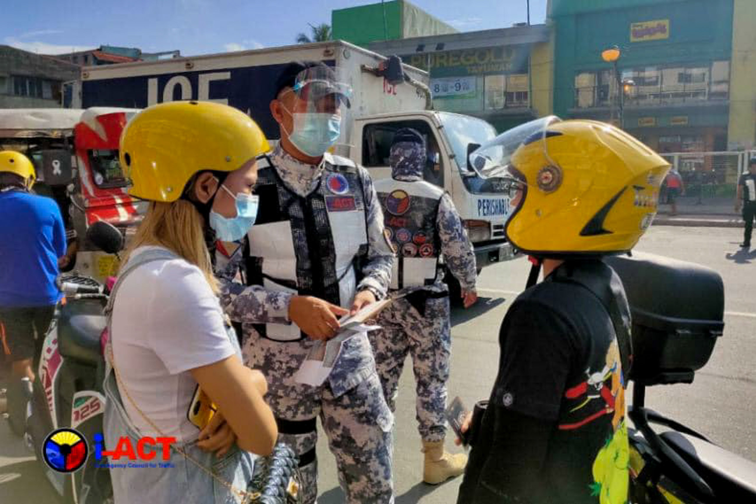 Riders still using bicycle helmets – i-ACT - Motorcycle News