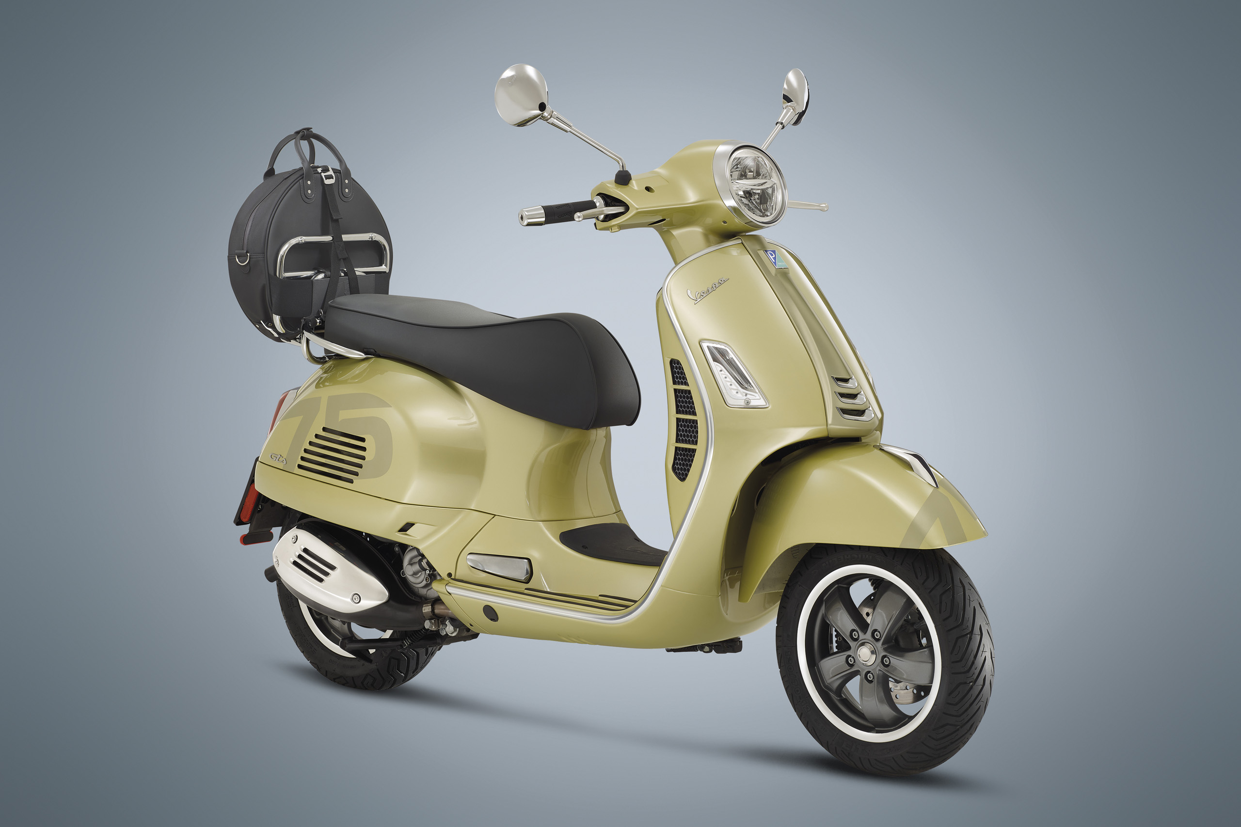 Vespa celebrates 75th anniversary with special Primavera and GTS ...