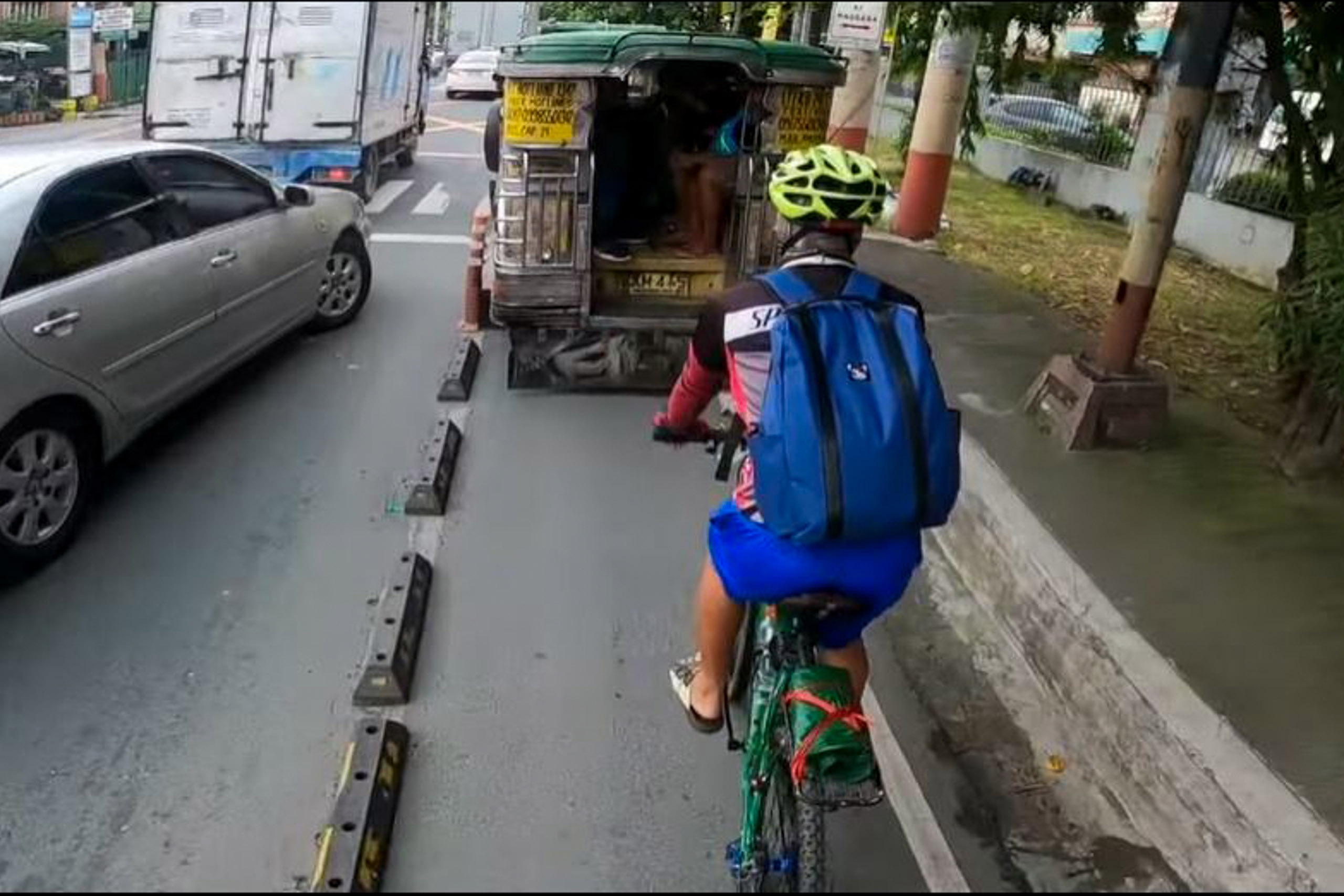 LTO on the lookout for viral jeepney in bicycle lane - Motorcycle News