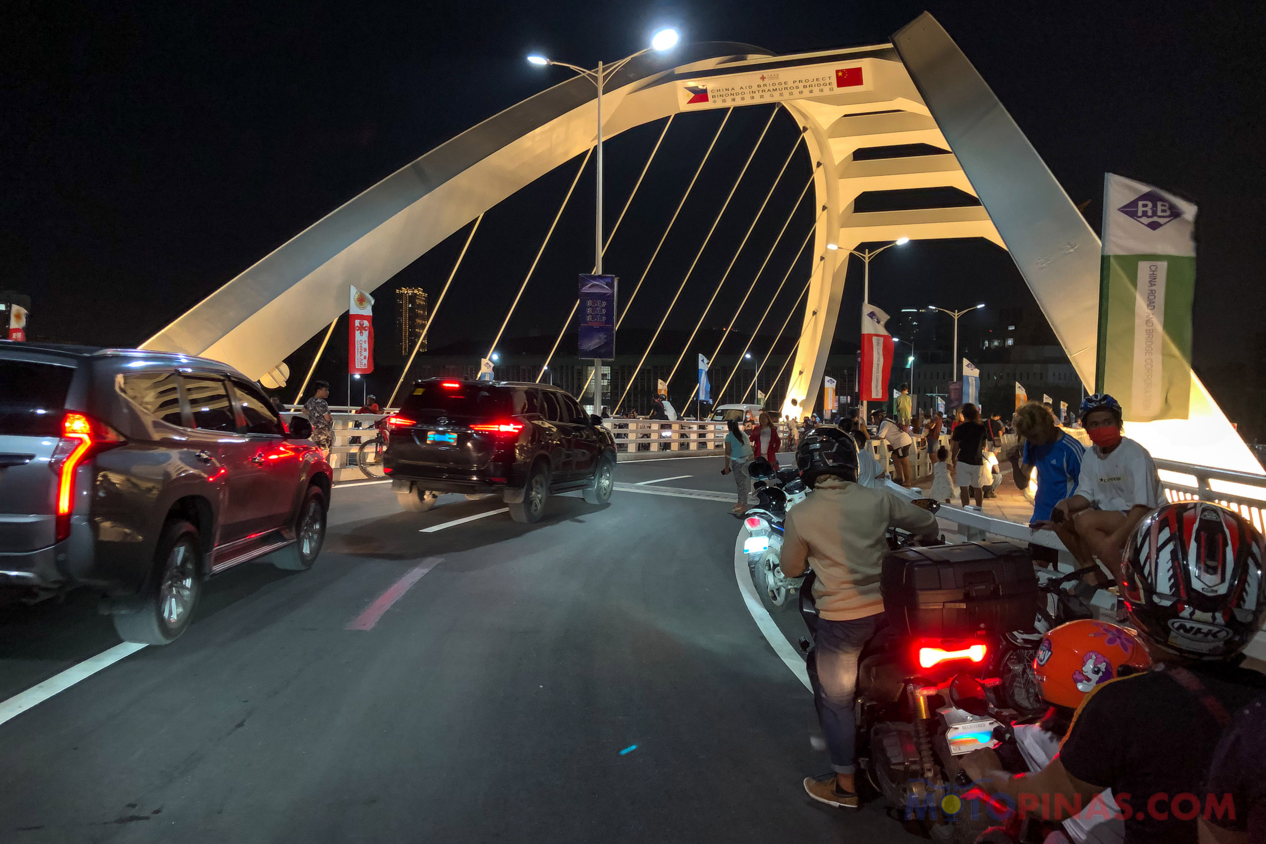 Binondo-Intramuros Bridge the new photo op spot - Motorcycle News