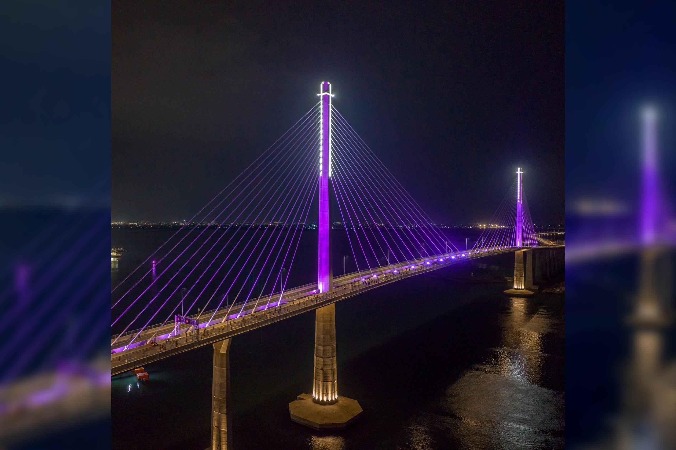 More than 8,000 runners took over CCLEX in Cebu - Motorcycle News