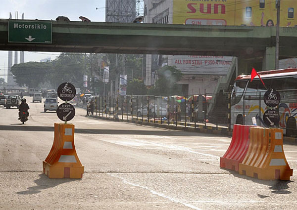 MMDA starts new motorcycle lane campaign - Motorcycle News