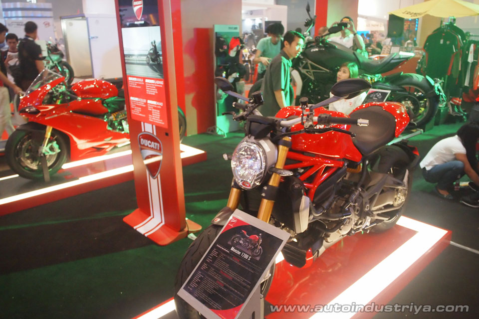 10th Inside Racing Bike Festival and Trade Show - Motorcycle Features